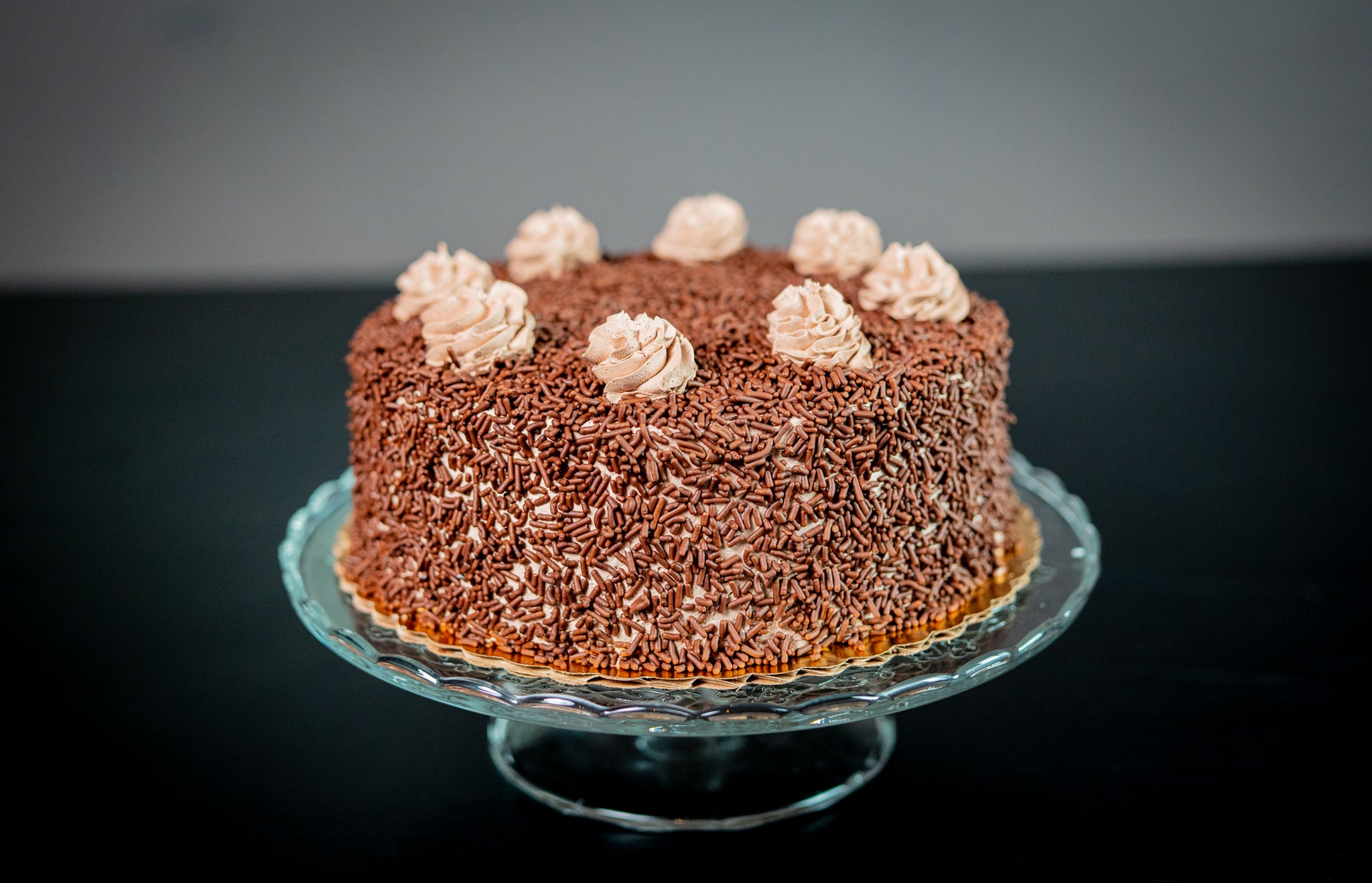 Bolo de Brigadeiro – Amor em Pedaços Bakery